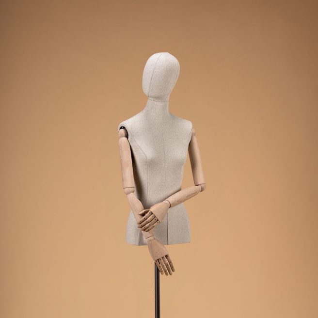 Tailor, shop and exhibition mannequins. Manufacturer of mannequins ...